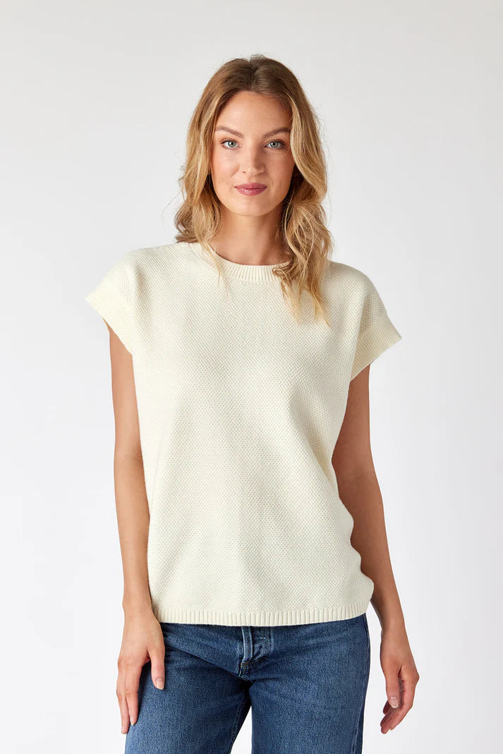 Leo Top – Island Proper